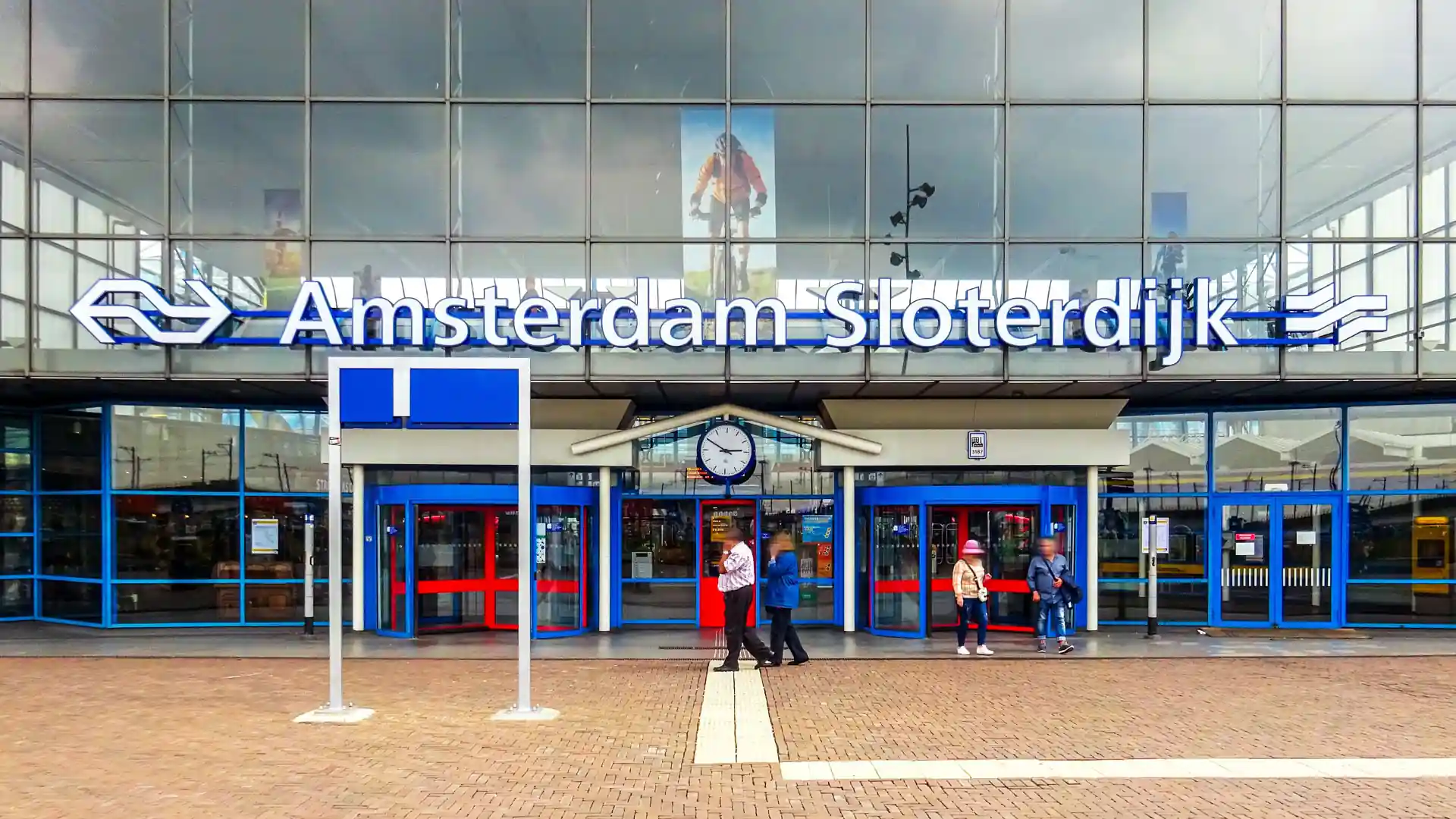 Sloterdijk to Haarlem Central Train Tickets - easyTrain.com